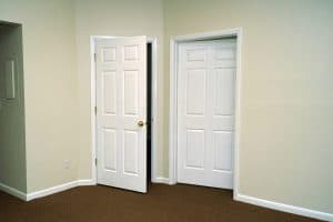 The Best Door Closers for High Wind | HomelyVille
