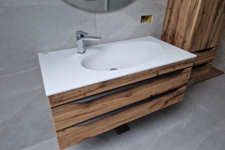 How to Tackle Gaps Between Bathroom Vanity and Wall: Best 8 Ideas ...